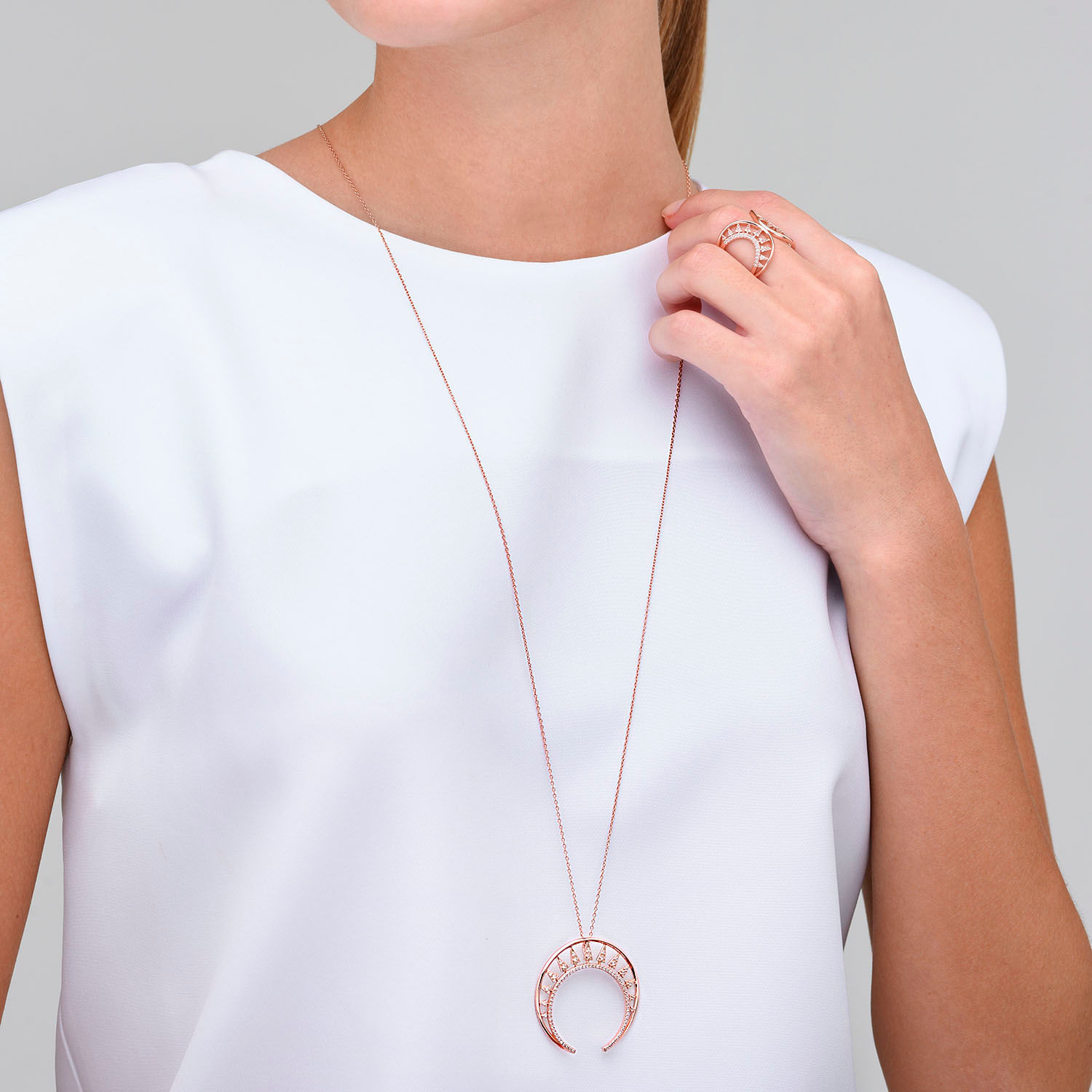 Colar Meia Lua Triângulos com Topázio em Prata 925 com Banho Ouro Rosé 18k | MONTE CARLO