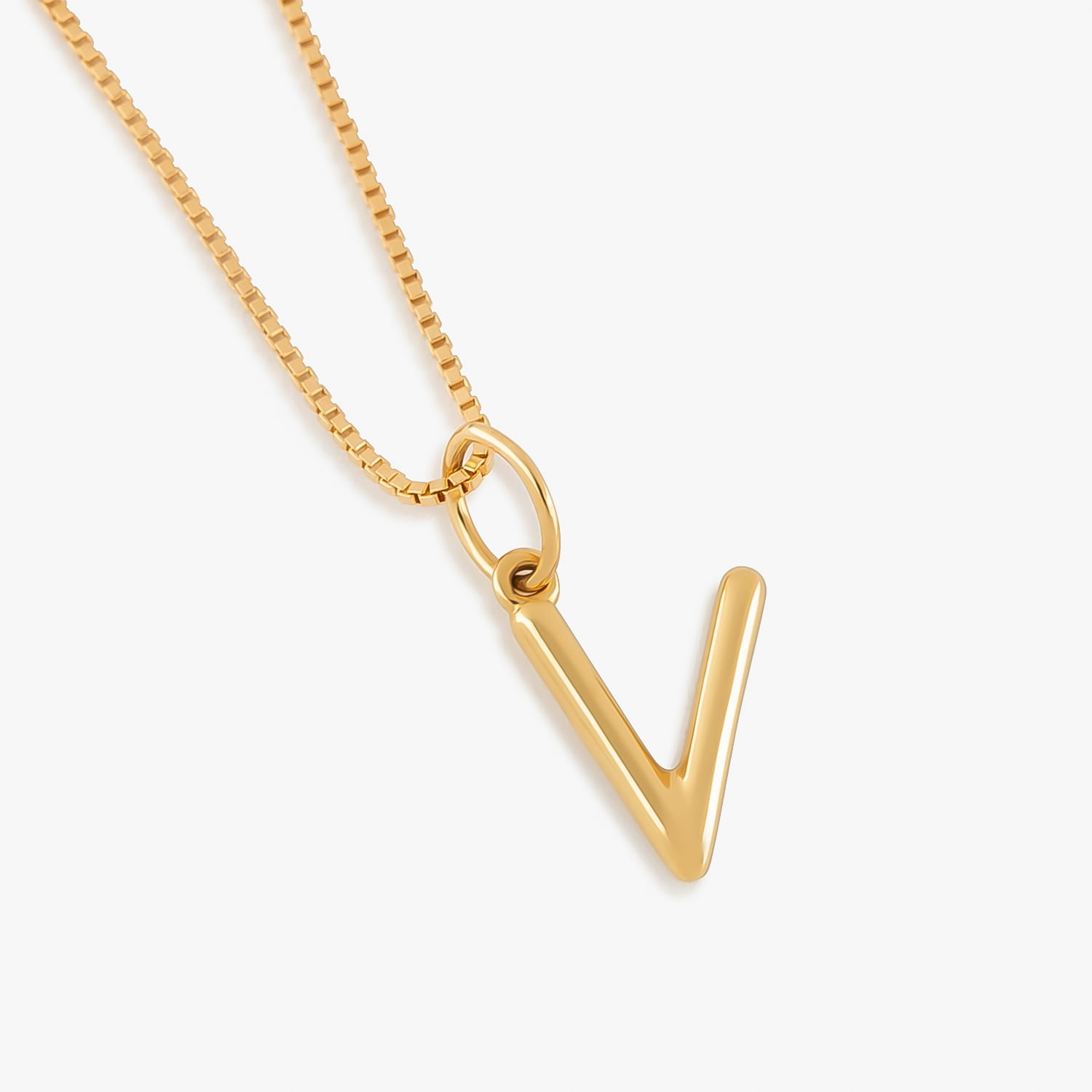 Pingente Letra V em Ouro Amarelo 18k | MONTE CARLO