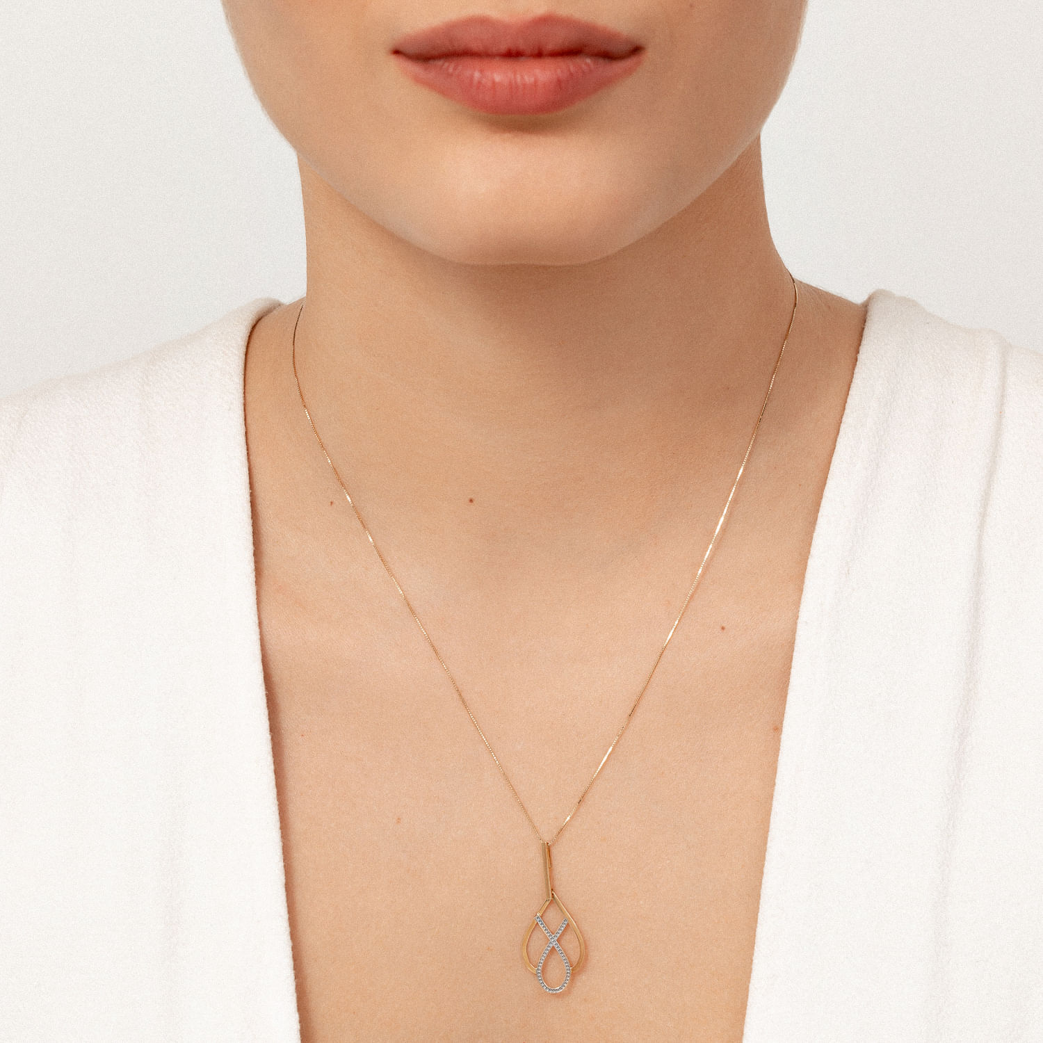 Pingente em Ouro Amarelo 18k | MONTE CARLO