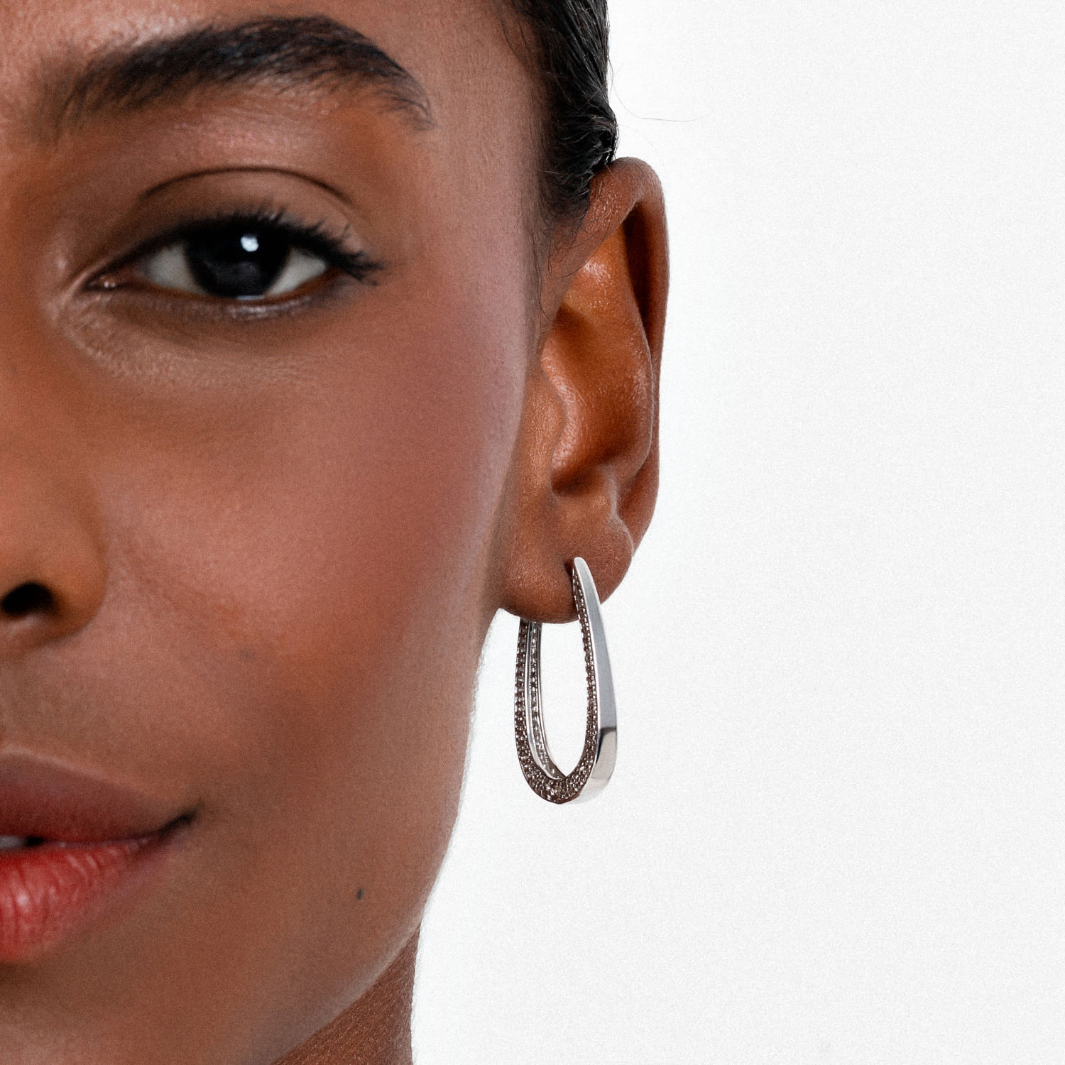 Maxi Argola em Gota com Safira em Prata 925 | MONTE CARLO