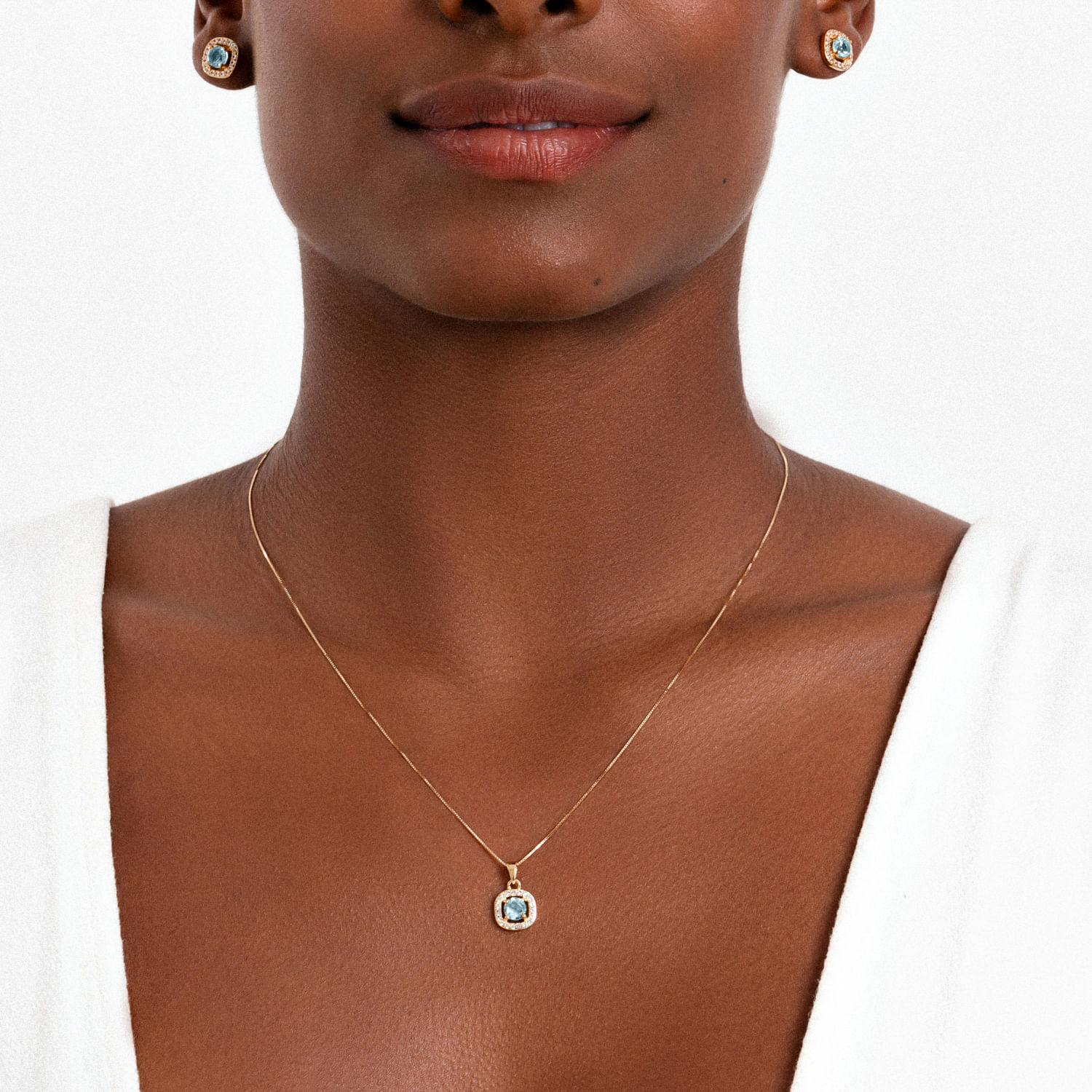 Pingente com Topázio Azul e Topázio em Prata 925 com Banho de Ouro ...